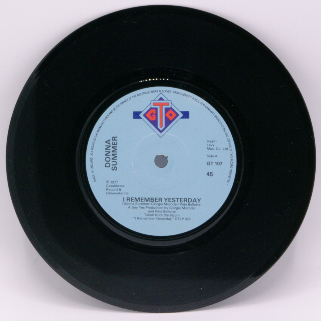 Donna Summer - I Remember Yesterday - Umbrella Vinyl